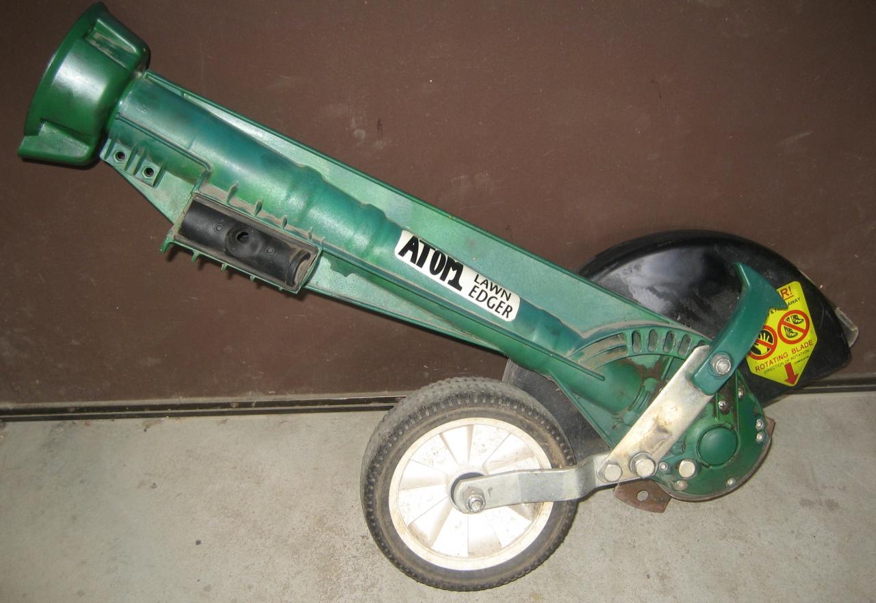 Weedeater GE21 Edger blade Shaft - OutdoorKing Repair Forum
